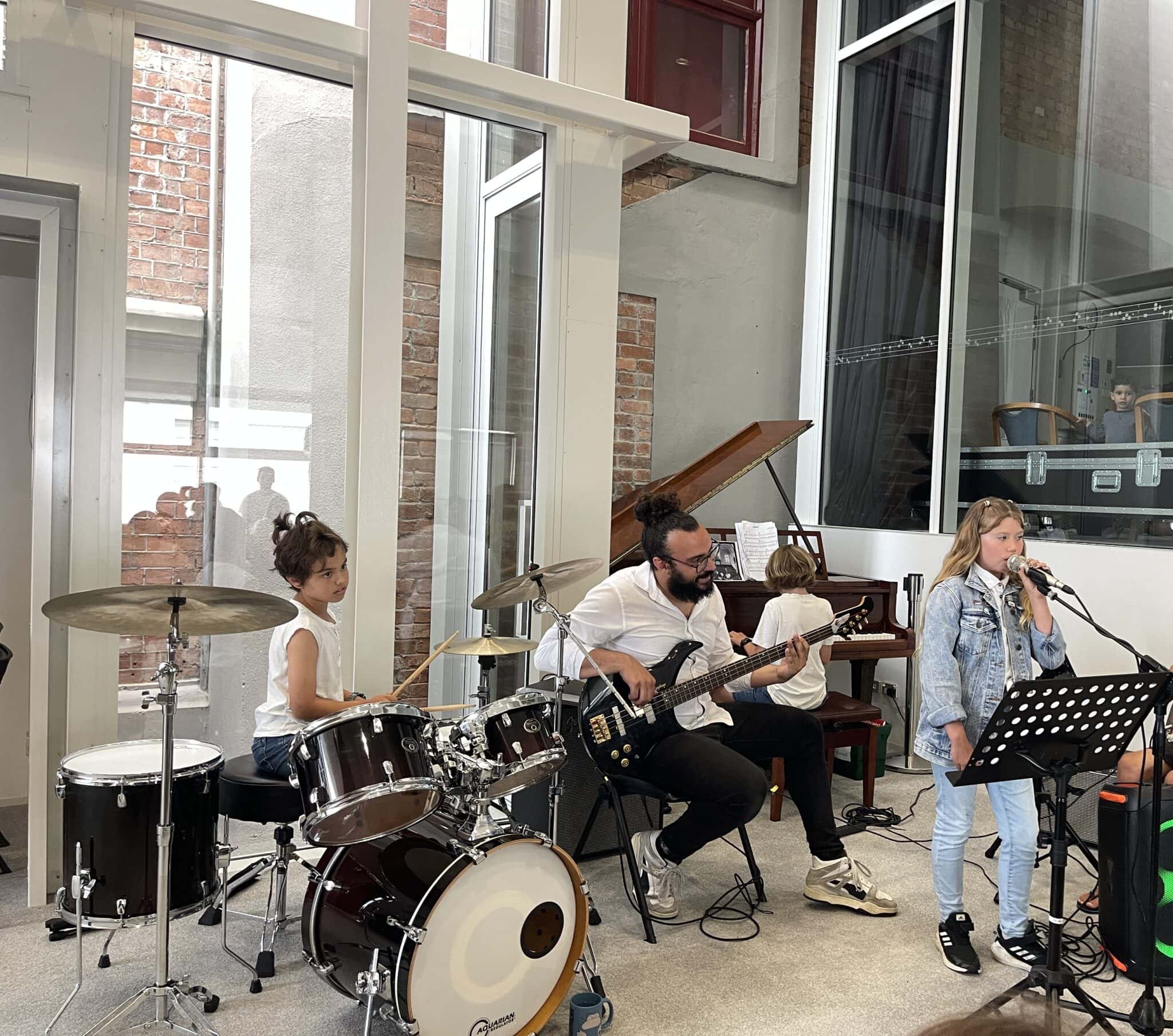 Soundplay - Rock and pop lessons